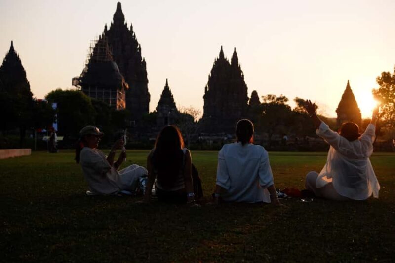 Borobudur Climb Up And Prambanan All Inclusive Private Tour - Who Will Love This Tour?