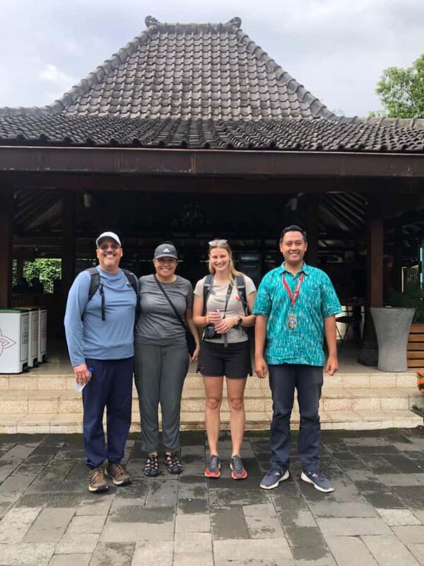 Borobudur Climb-Up & Prambanan Journey with Licensed Guide - FAQ