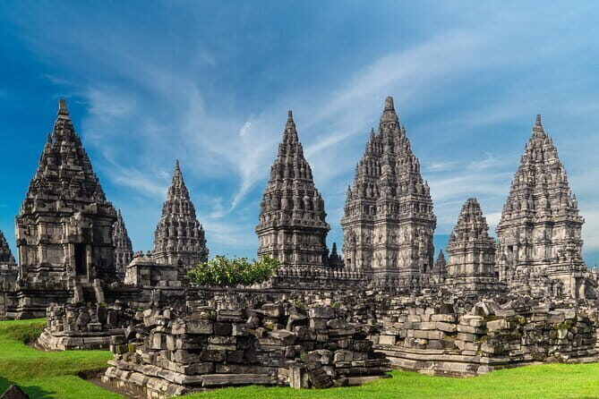 Borobudur (Climb Up), Sultan Palace - Tamansari, Prambanan Tour - An In-Depth Review of the Tour Experience