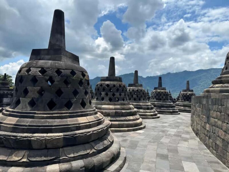 Borobudur Climbup Guarantee and Prambanan Tour all include - Final Thoughts
