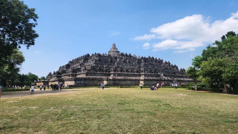 Borobudur & Exploring Mountain - Discovering a Hidden Gem: Horizontal Cave and Underground River