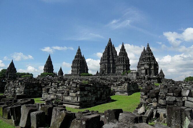 Borobudur (Full Climb Up) And Prambanan Temple All Inclusive Tour - Practical Details and What You Gain