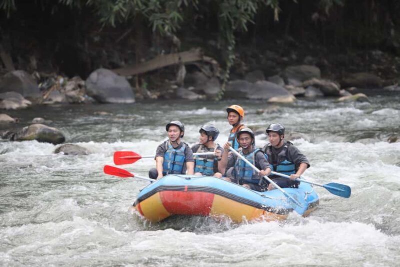Borobudur Magelang: Elo River Rafting - The Experience Provider: Amtra Journey