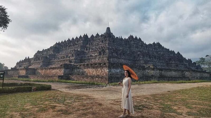 Borobudur on a Layover: 6-Hour Tour from YIA Airport - Key Points