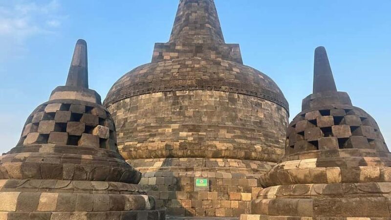 Borobudur on a Layover: 6-Hour Tour from YIA Airport - What the Tour Offers: A Step-by-Step Breakdown