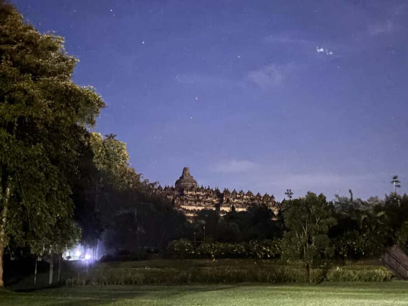 Borobudur Sunrise Guided Tour With Transfer and Breakfast - Practical Tips for Travelers