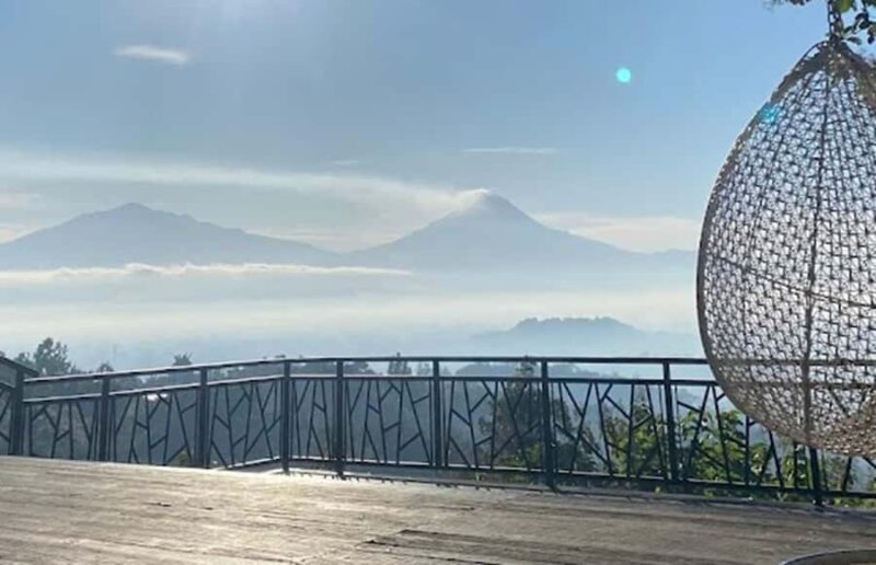 Borobudur Sunrise in stumbu hill, Borobudur, & Mendut temple - Key Points