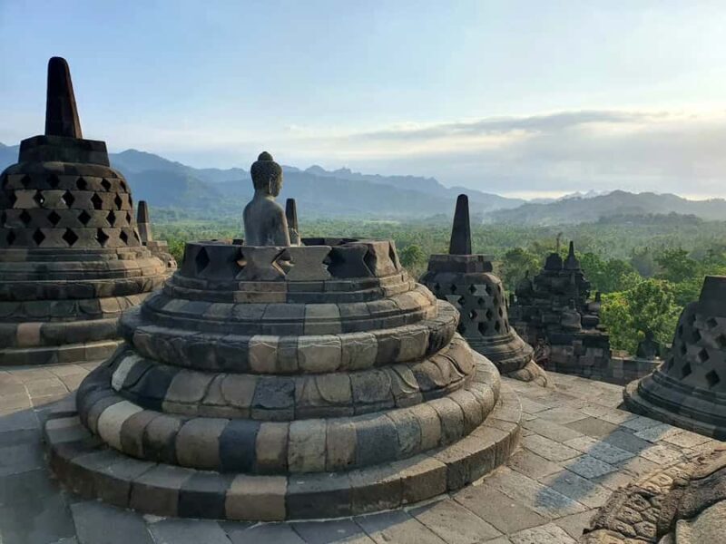 Borobudur sunrise in Stumbu Hill, Chicken Church, Borobudur - The Sum Up: Who Is This Tour Perfect For?