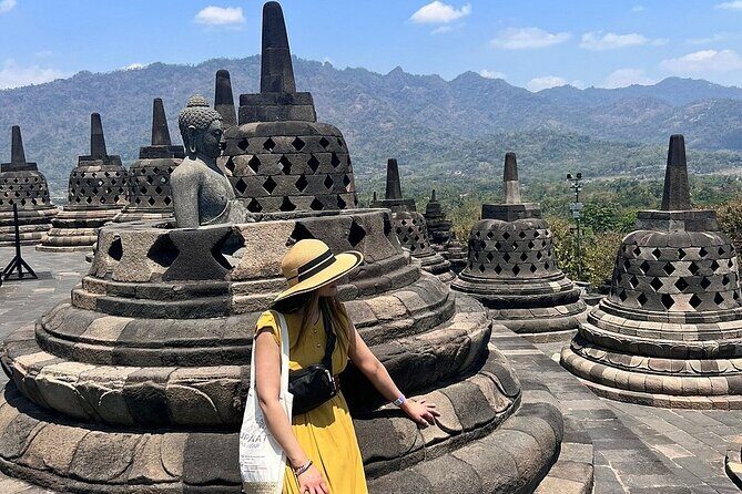 Borobudur Sunrise inside temple and Prambanan tour 1 Day Tour - The Itinerary Breakdown: What You Can Expect