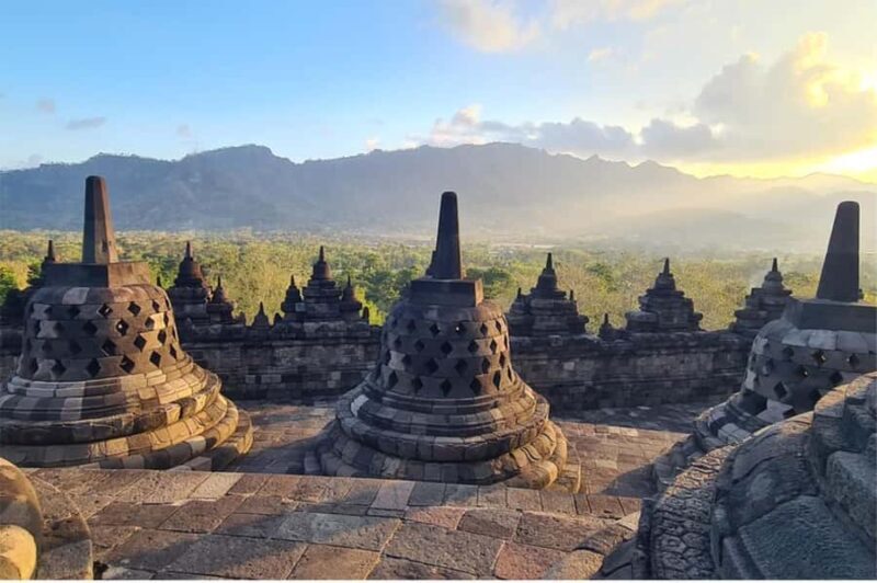 Borobudur Sunrise, Merapi Jeep & Prambanan Tour All Included - An In-Depth Look at the Tour