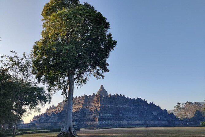 Borobudur Sunrise Tour Early Access and Temple Exploration - An In-Depth Look at the Borobudur Sunrise Tour