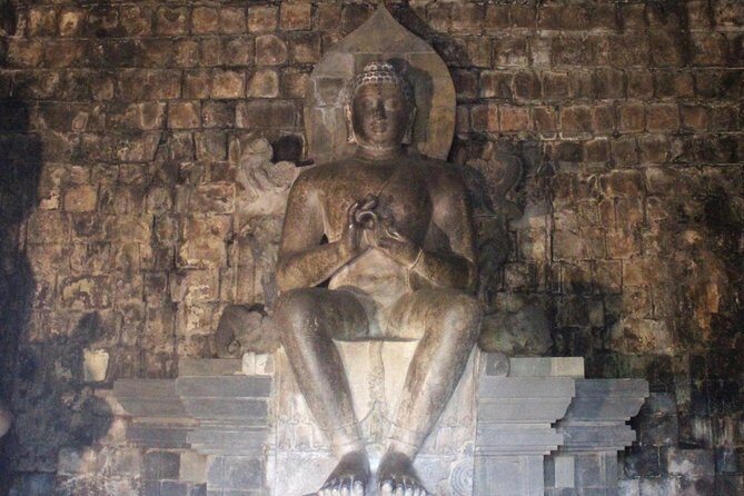 Borobudur Temple Climb To The Top & Prambanan Temple - 1 day tour - Additional Insights