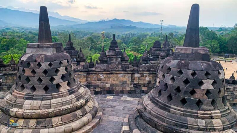 Borobudur temple structure (climb up) - Plaosan - Prambanan - Key Points