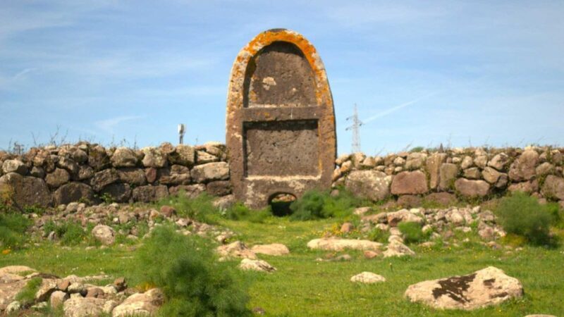 Borore: archaeological tour with tasting - An engaging exploration of Sardinian history and flavors