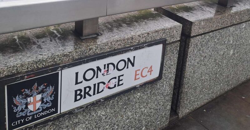 Borough Market London Bridge & Fish & Chips - Authentic Experiences and Local Stories