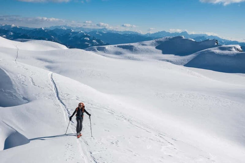 Borovets: Touring Ski Set Rental - Key Points