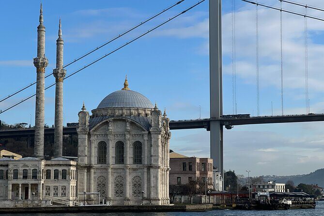 Bosphorus Boat Tour 3 Hour with Asian Side Stop in Istanbul - Key Points