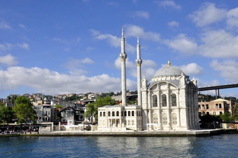 BOSPHORUS BUS & BOAT - What’s Included and Whats Not