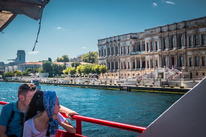 Bosphorus Cruise Boat Tour stanbul And Golden Horn With Guide - FAQs