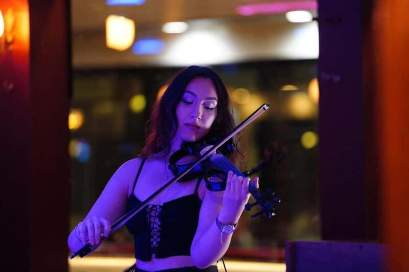 Bosphorus Cruise with Dinner, drinks, transfers - Key Points