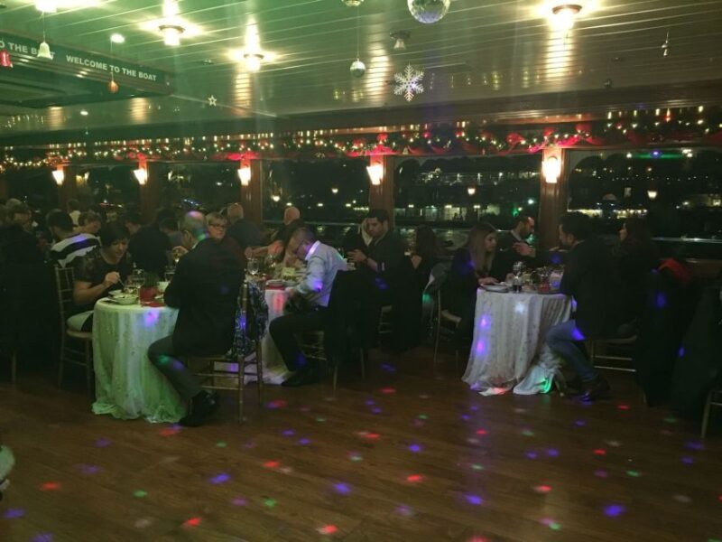 Bosphorus: Dinner Cruise with Live Performances Experience - The Experience: Balancing Fun and Comfort