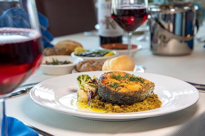 Bosphorus Dinner Cruise with Private Table - Who Will Love This Cruise?
