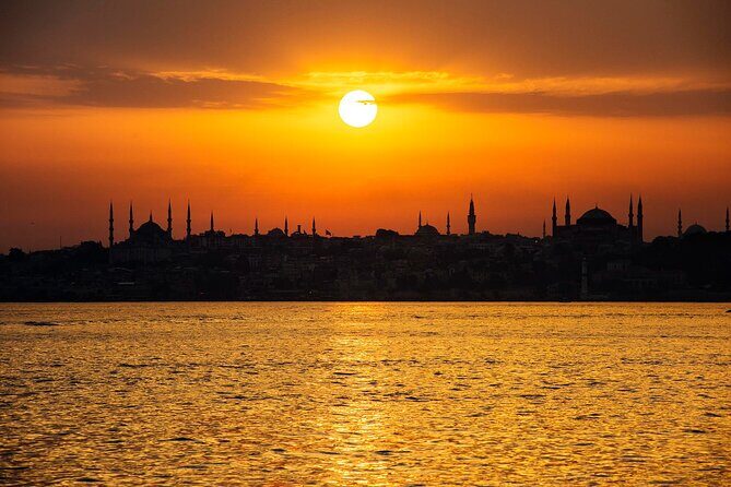 Bosphorus Private Sunset Cruise on a Yacht with Wine - Why Book a Bosphorus Sunset Cruise?