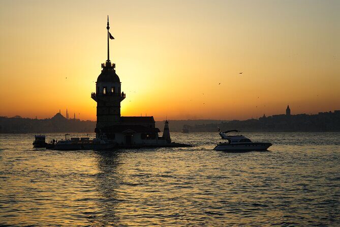 Bosphorus Private Sunset Cruise on a Yacht with Wine - The Value of the Experience