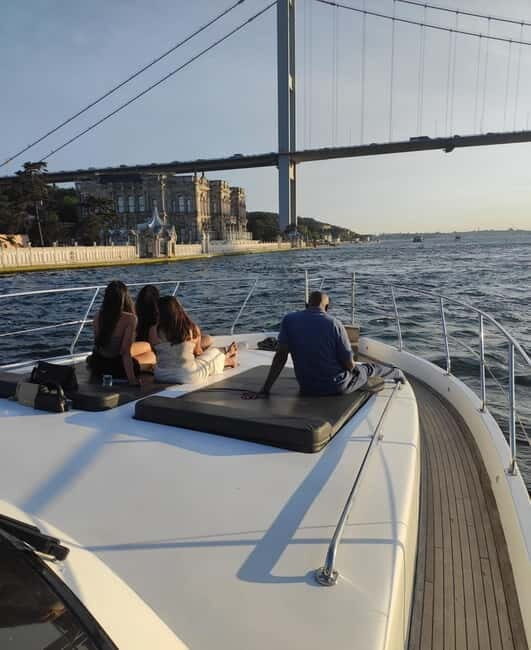 Bosphorus Sunset Yacht Cruise with Guide & Snacks - Key Points