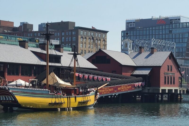Boston: Boston Tea Party Ships and Museum Interactive Tour - What to Expect During the Tour