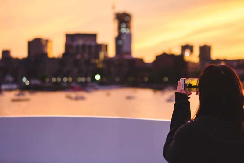 Boston: City Cruises Sunset Skyline Cruise with Commentary - An In-Depth Look at the Sunset Cruise Experience