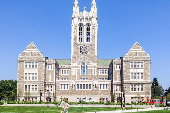 Boston College Scavenger Hunt and Escape Game - Key Points