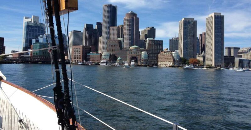 Boston: Downtown Harbor Sailing Cruise - Key Points