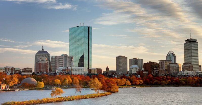 Boston Harbor Fall Foliage Weekend Brunch Cruise - Key Points