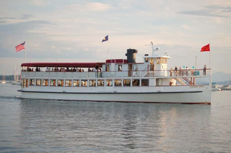 Boston Harbor: Fall Luncheon Cruise - A Detailed Look at the Boston Harbor Fall Luncheon Cruise