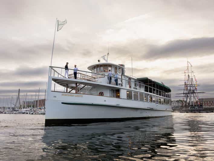 Boston Harbor: Winter Holiday Weekend Brunch Cruise - FAQ