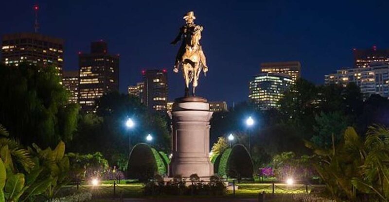 Boston: Small Group Night Tour with Boston Cream Pie - Exploring Boston After Dark: A Hands-On Review of the Small Group Night Tour with Boston Cream Pie