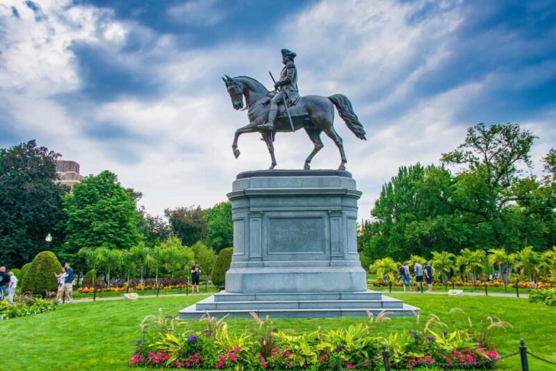 Boston's revolutionary path: The Freedom trail tour - A Practical Guide to the Freedom Trail Tour