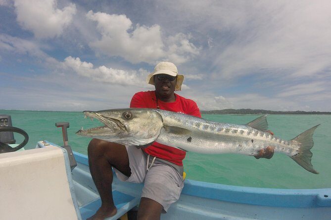 Bottom Wreck Fishing Tour(Light Refreshments on board) - Key Points