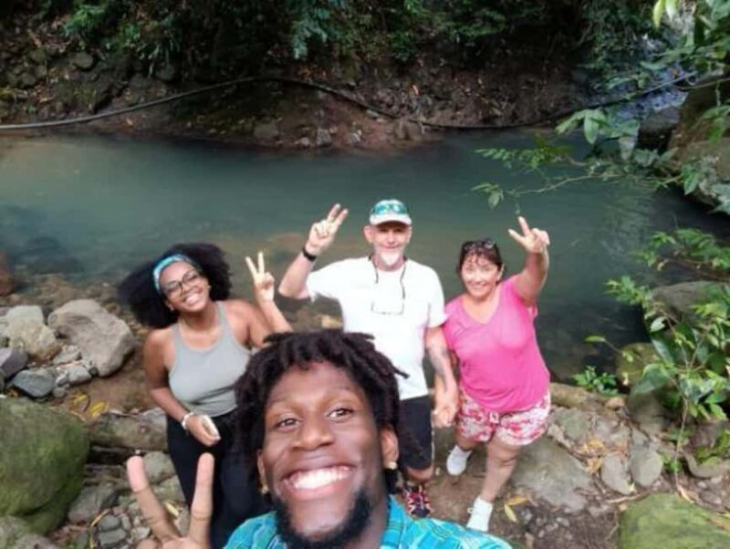 Bouillante Tour: Discover the city of hot water - Key Points