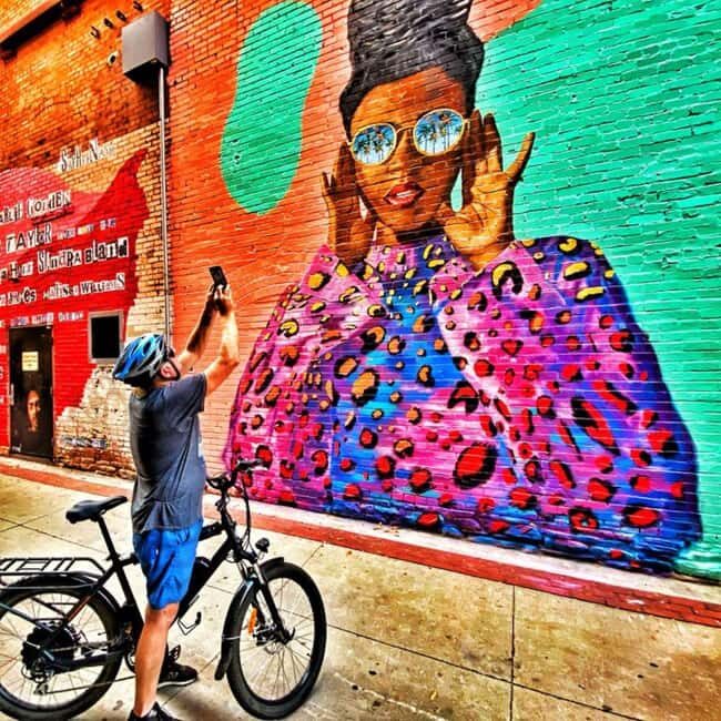 Boulder: Wall To Wall Boulder eBike Mural Tour - Equipment and Comfort