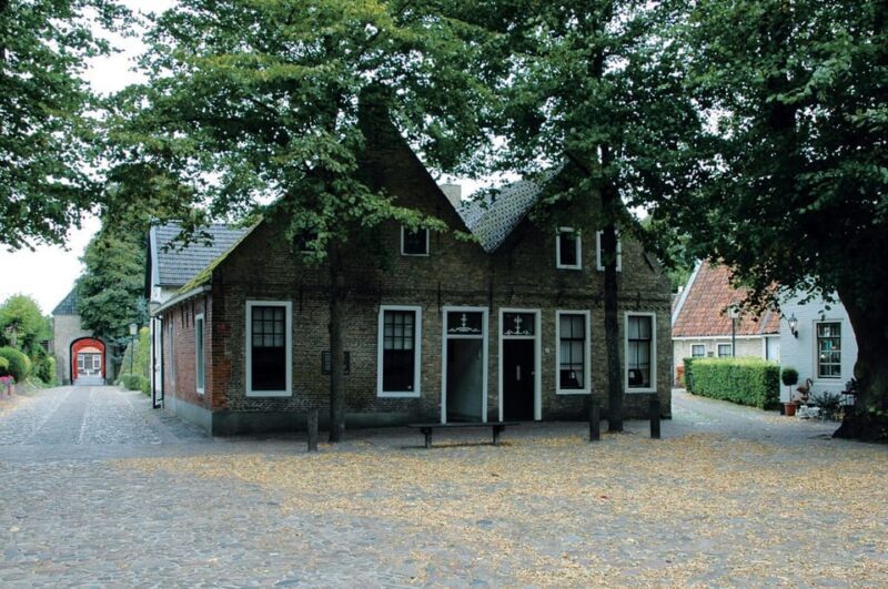 Bourtange: Fortress Museum Entry Ticket - An Authentic Step Back in Time