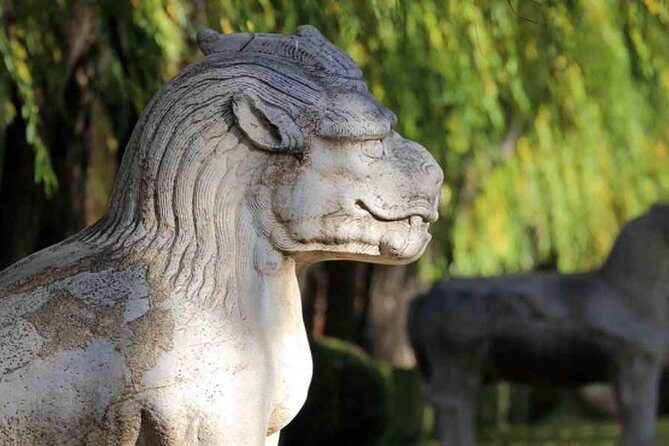 Boutique Tour: Juyongguan, Sacred Way and Dingling of Ming Tombs - The Tour Overview