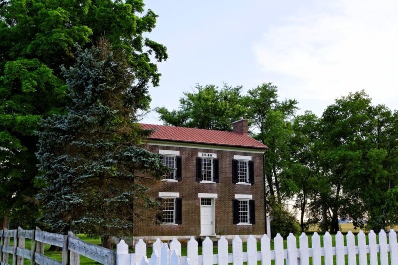Bowling Green: South Union Shaker Village Entry Ticket - Exploring the Buildings and Artifacts