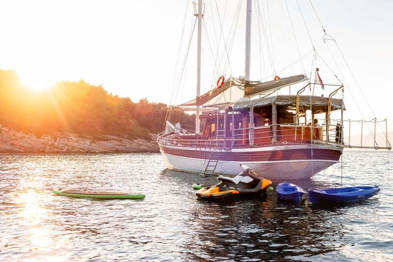 Brac/olta/Blue Lagoon - One-day excursion by boat - Sunset Sail and Return to Split
