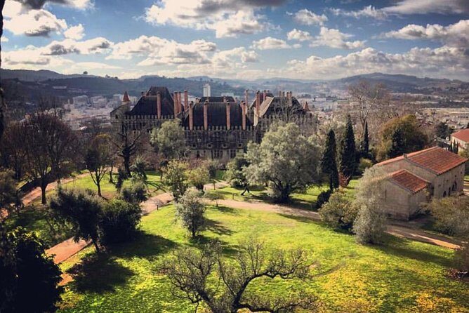 Braga and Guimarães Historical and Cultural Tour from Porto - Dive Into the Stops
