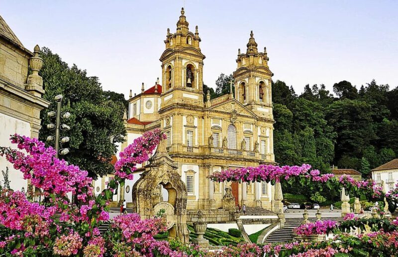 BRAGA E GUIMARÃES: Historical Private Tour from Porto - What to Expect