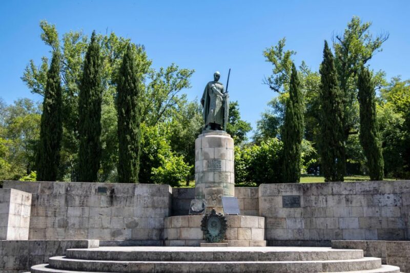 Braga & Guimarães Full-Day Tour from Porto - The Experience: Pros and Cons