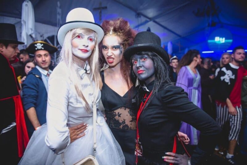 Bran Castle: City Break with Halloween Party, dinner, hotel - Key Points