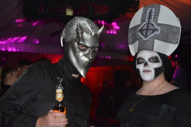 Bran Castle: City Break with Halloween Party, dinner, hotel - Frequently Asked Questions